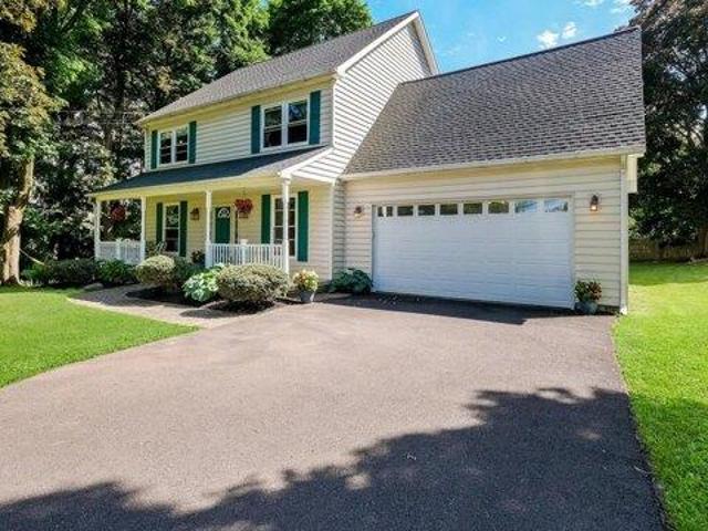 house with 4 bedroom, Doylestown PA ES104908972