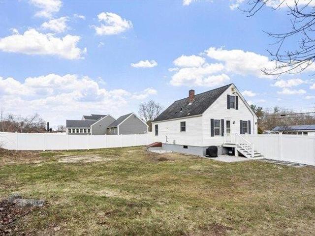 house with 4 bedroom, Dracut MA DS101782056