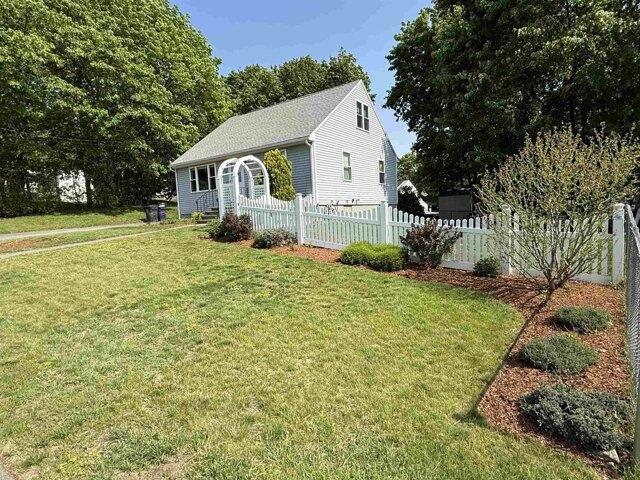 house with 4 bedroom, Dracut MA DS102859963