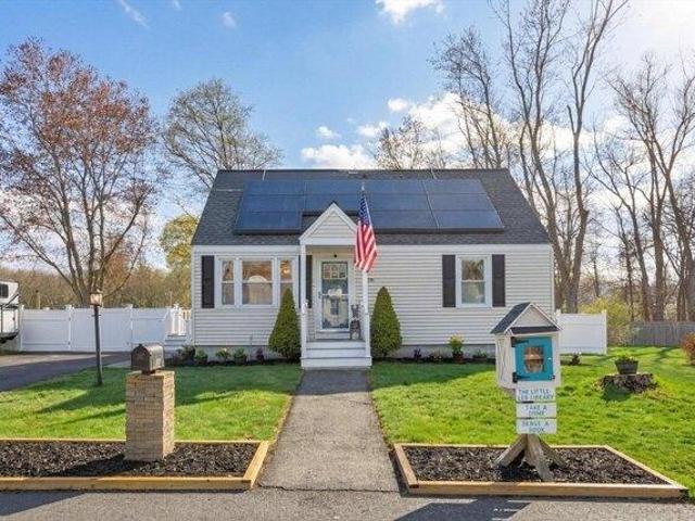 house with 4 bedroom, Dracut MA DS103493769