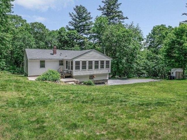 house with 4 bedroom, Dracut MA DS103494516