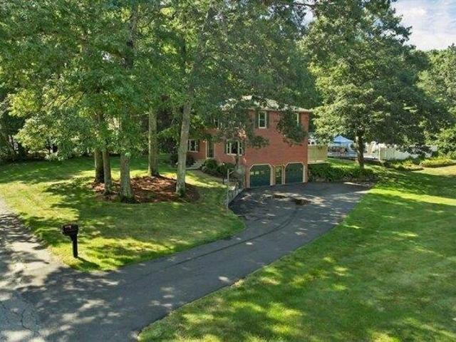 house with 4 bedroom, Dracut MA ES105059378
