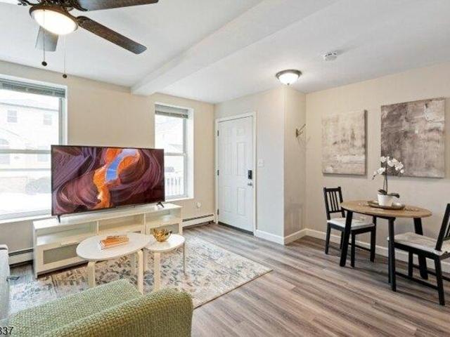 house with 4 bedroom, Dumont NJ DS101750542