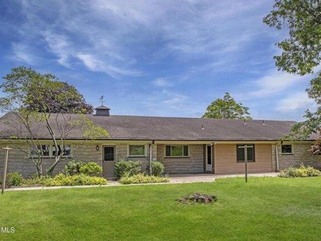 house with 4 bedroom, Duncansville PA DS92152581