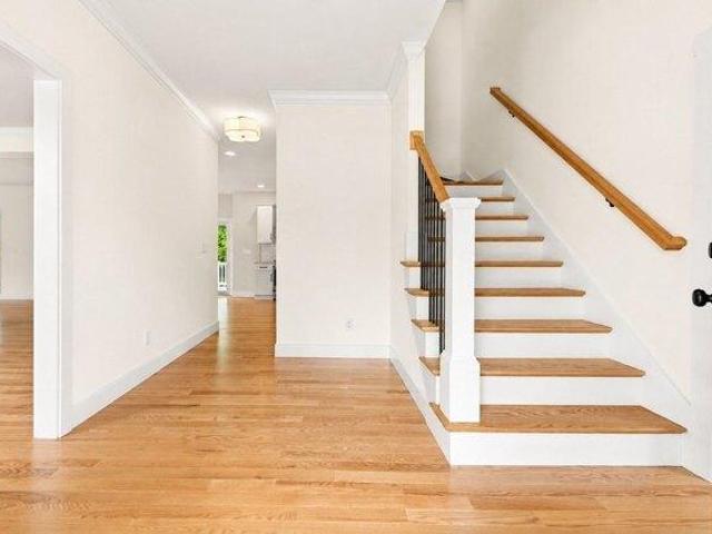 house with 4 bedroom, Dunstable MA ES105416110