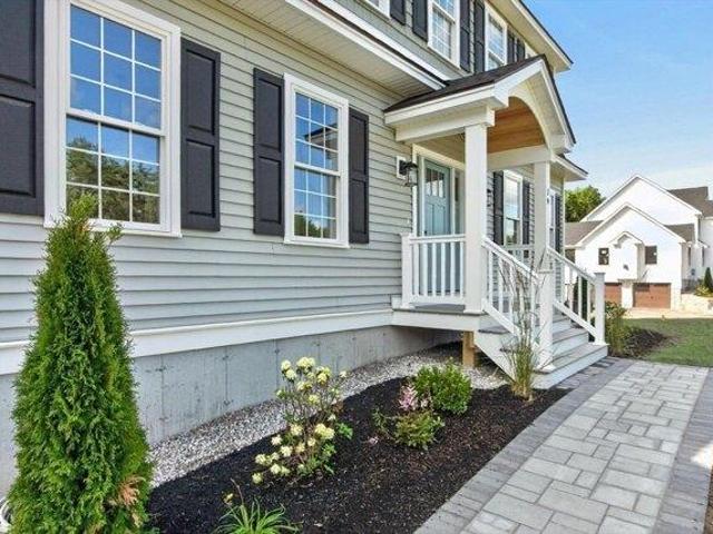 house with 4 bedroom, Dunstable MA ES105141638