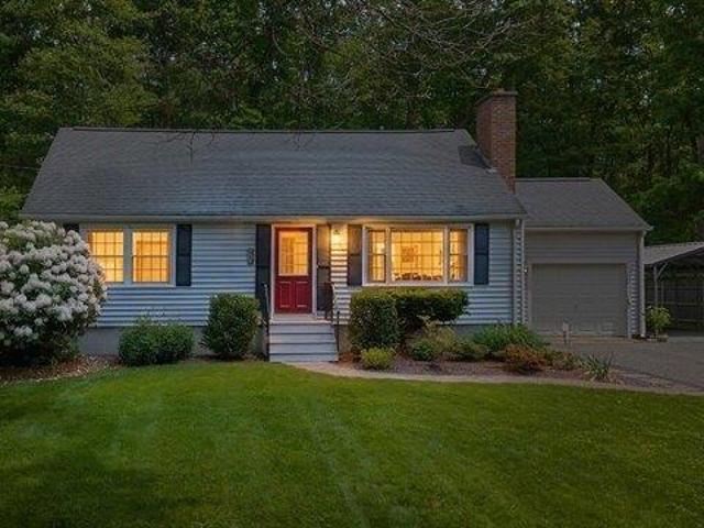 house with 4 bedroom, Dudley MA DS103036104