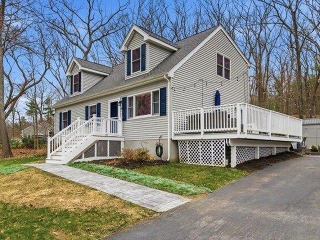 house with 4 bedroom, Dudley MA ES103018440
