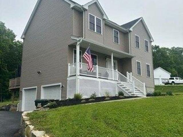 house with 4 bedroom, Dudley MA ES105143415