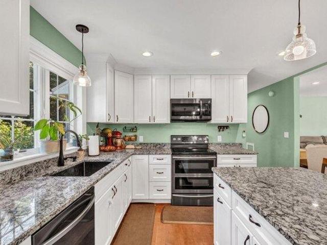 house with 4 bedroom, Durham ME ES105156829