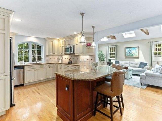house with 4 bedroom, Duxbury MA ES104831139
