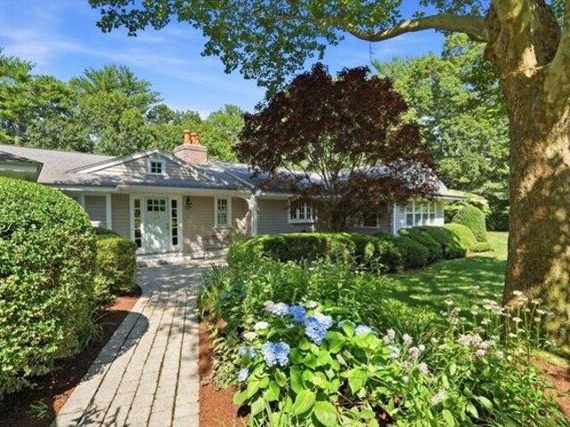 house with 4 bedroom, Duxbury MA ES105059159