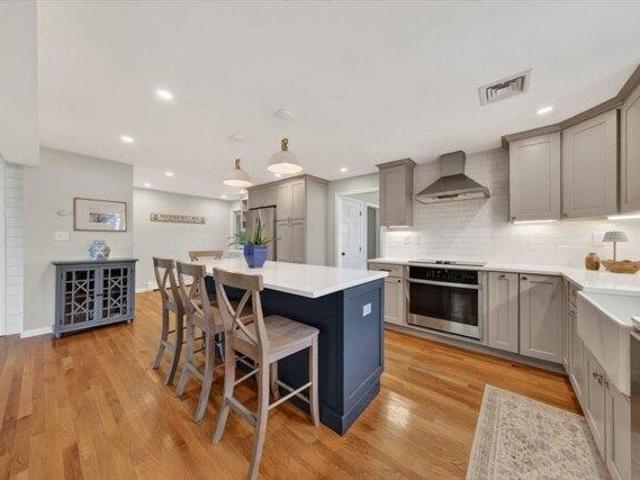 house with 4 bedroom, Duxbury MA ES105116217