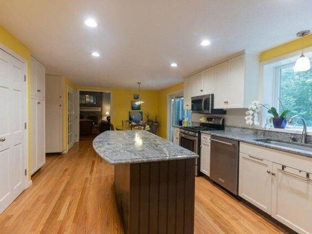 house with 4 bedroom, Duxbury MA ES103885437