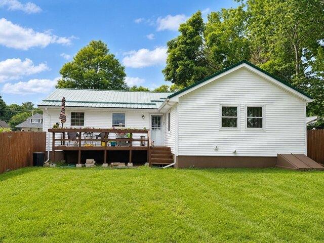 house with 4 bedroom, East Millinocket ME ES104479148