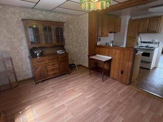 house with 4 bedroom, East Millinocket ME ES104835372