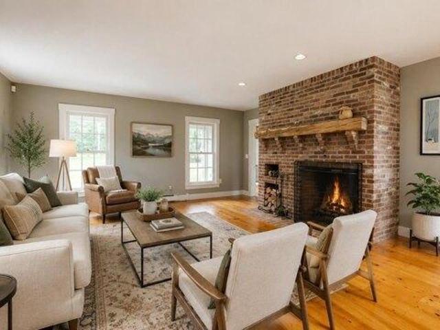 house with 4 bedroom, East Montpelier VT ES103887132