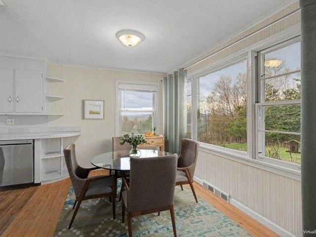 house with 4 bedroom, East Montpelier VT ES103097521