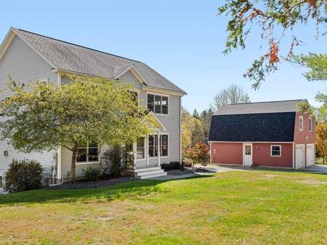house with 4 bedroom, East Montpelier VT ES103099253