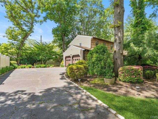 house with 4 bedroom, East Northport NY DS103627469