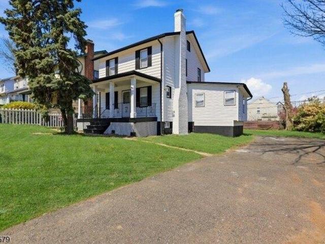 house with 4 bedroom, East Orange NJ ES103437577