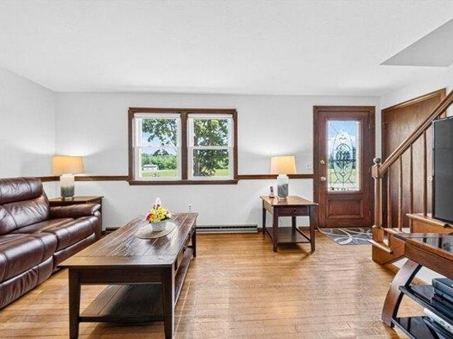 house with 4 bedroom, East Bridgewater MA DS104235124