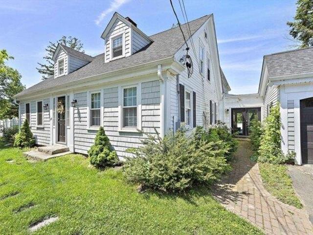 house with 4 bedroom, East Bridgewater MA DS104373653