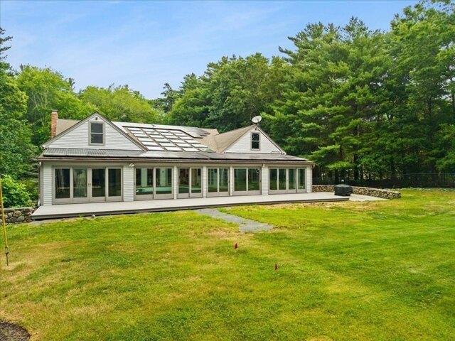 house with 4 bedroom, East Bridgewater MA ES104236443