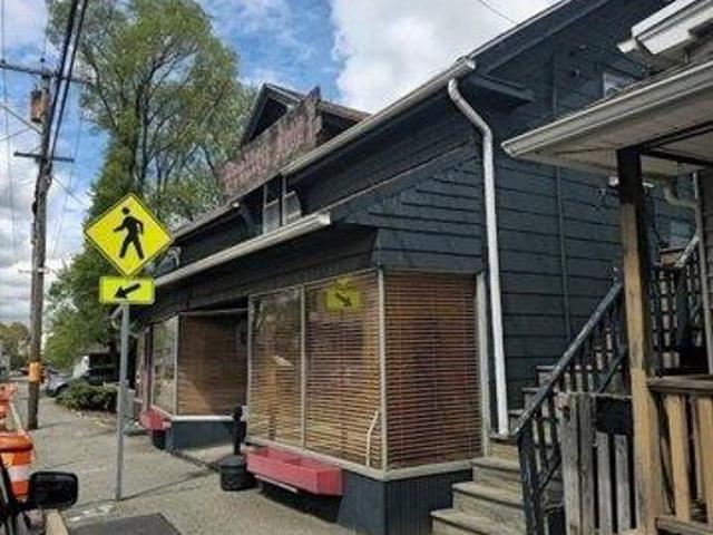 house with 4 bedroom, East Brookfield MA DLS102922287