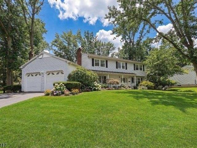house with 4 bedroom, East Brunswick NJ DLS101657848
