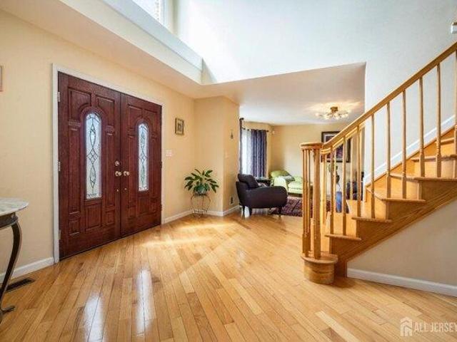 house with 4 bedroom, East Brunswick NJ ES102826998
