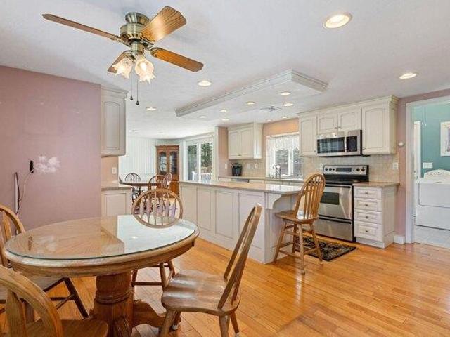 house with 4 bedroom, East Dennis MA ES102828240