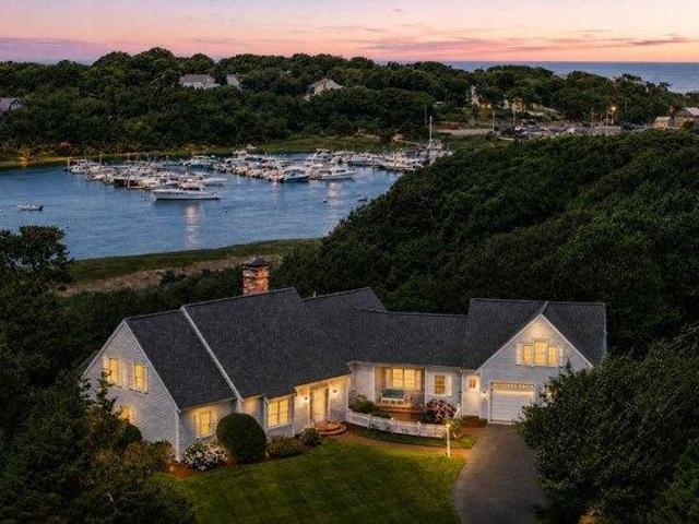 house with 4 bedroom, East Dennis MA ES105107575