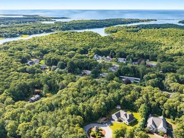 house with 4 bedroom, East Falmouth MA ES105082844