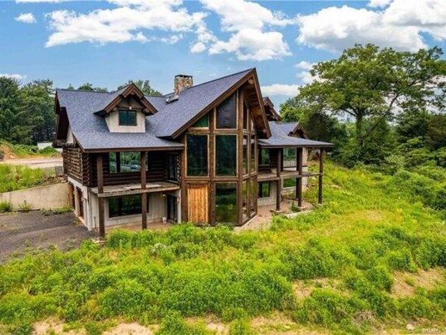 house with 4 bedroom, East Granby CT ES103185465