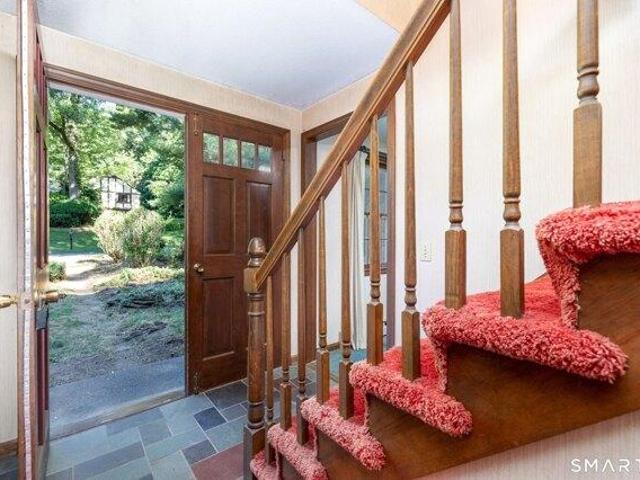 house with 4 bedroom, East Granby CT ES104041966