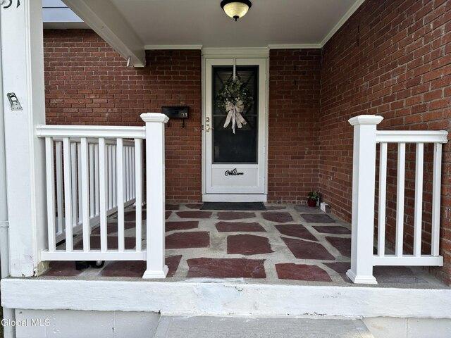 house with 4 bedroom, East Greenbush NY DS103624322