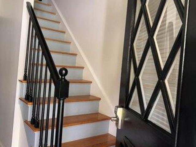 house with 4 bedroom, East Greenbush NY ES103624322