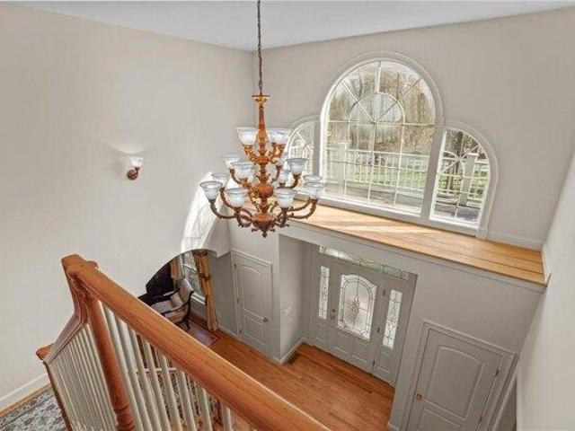 house with 4 bedroom, East Greenwich RI DS103188237