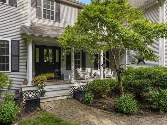 house with 4 bedroom, East Greenwich RI DS103440463
