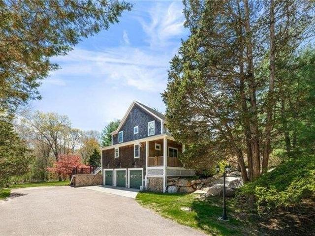 house with 4 bedroom, East Greenwich RI DS103494892