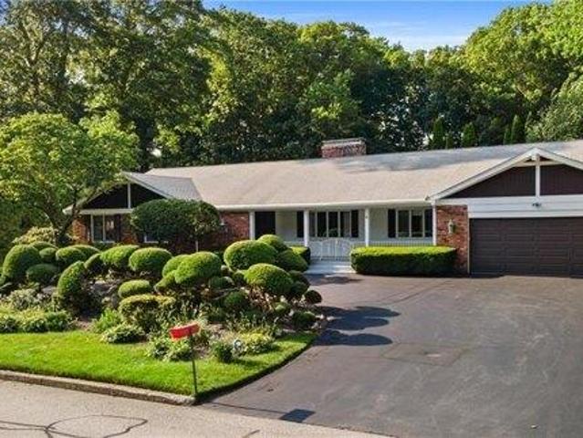 house with 4 bedroom, East Greenwich RI DS104300154