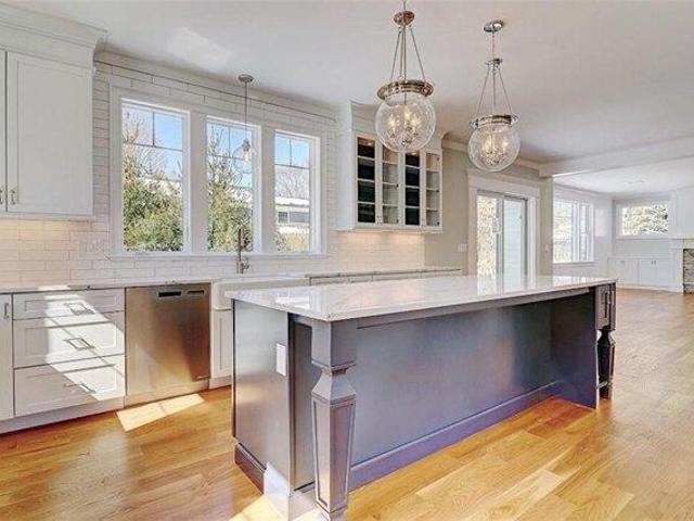 house with 4 bedroom, East Greenwich RI ES103071423