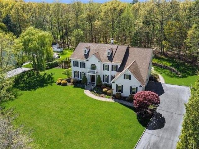 house with 4 bedroom, East Greenwich RI ES103444718