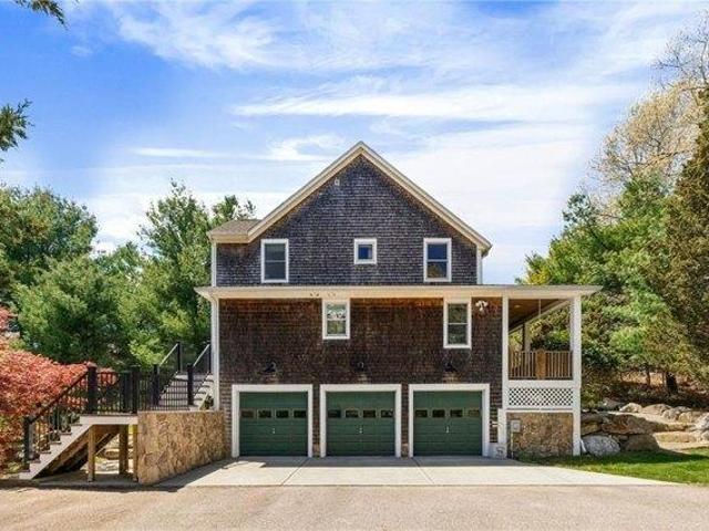 house with 4 bedroom, East Greenwich RI ES103494892