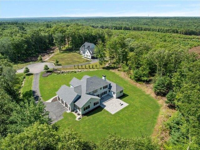 house with 4 bedroom, East Greenwich RI ES105108784