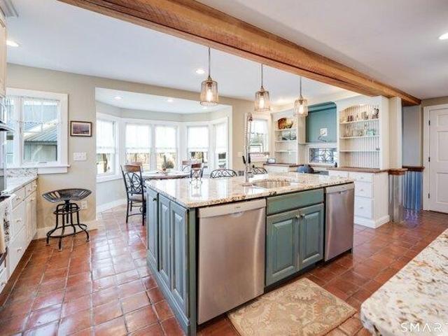 house with 4 bedroom, East Haddam CT DLS100462215