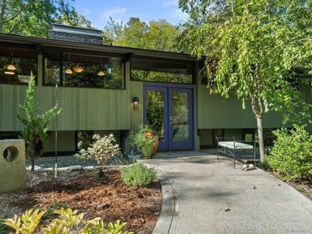 house with 4 bedroom, East Haddam CT DS103437533