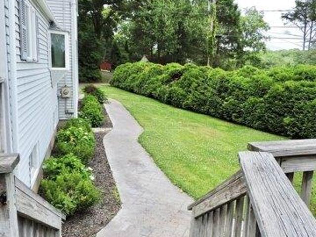 house with 4 bedroom, East Haddam CT ES104150121