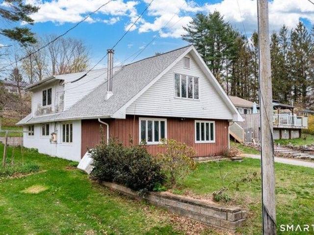 house with 4 bedroom, East Haddam CT ES104297700